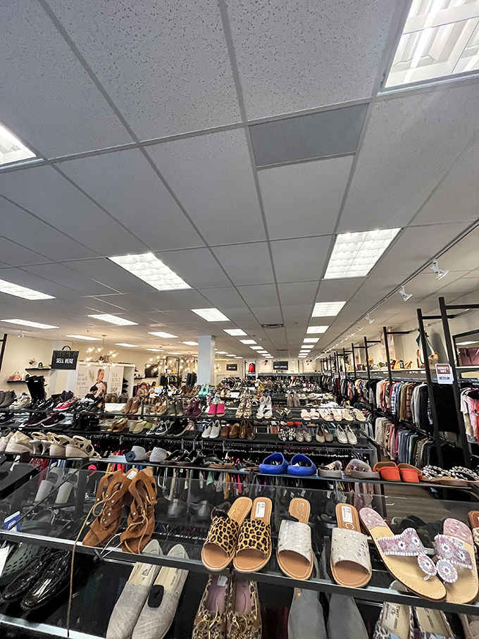 Endless shoe displays prove that Imelda Marcos would have loved this place, and your budget definitely will too.