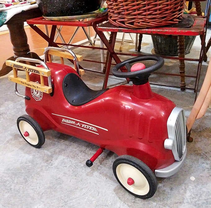 Childhood nostalgia on four wheels! This vintage Radio Flyer fire truck is ready to rescue teddy bears from imaginary blazes.