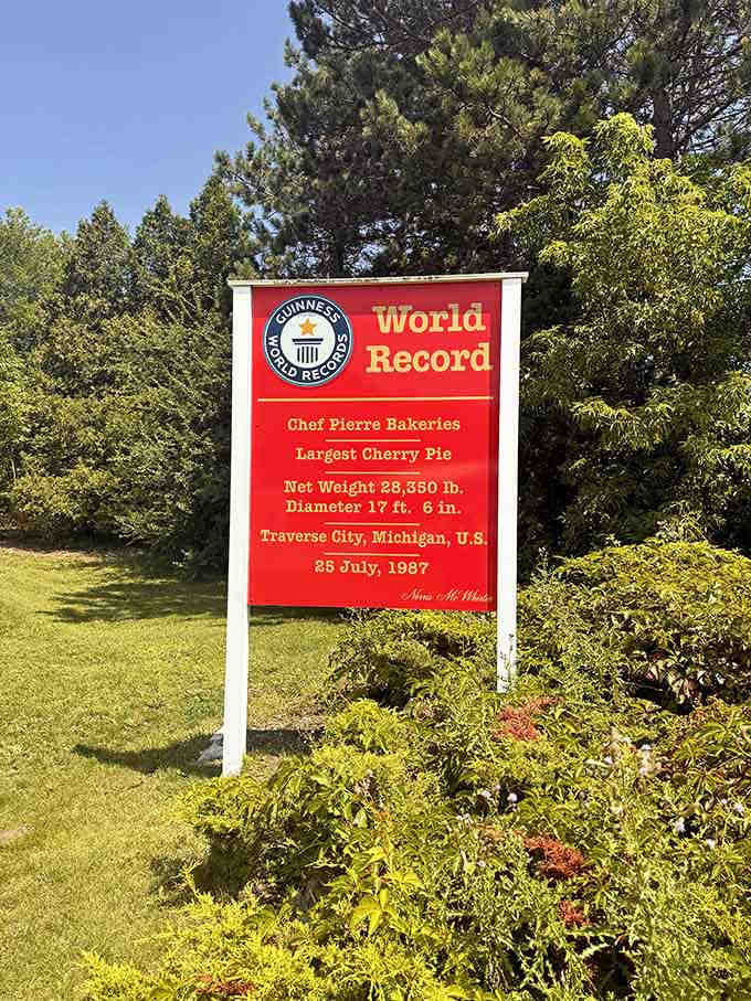 This sign doesn't just mark a world record; it celebrates the kind of community spirit that says "let's bake something ridiculous."