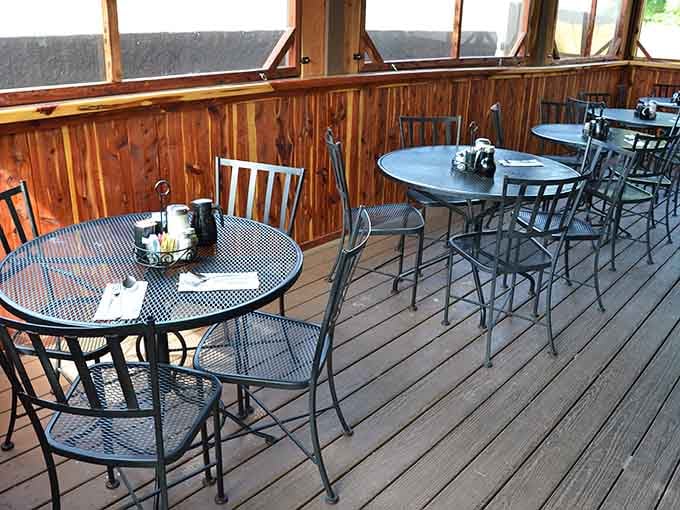 The outdoor seating area&mdash;where fresh air meets fresh corned beef. Tennessee sunshine and New York flavor create a beautiful cultural mashup.