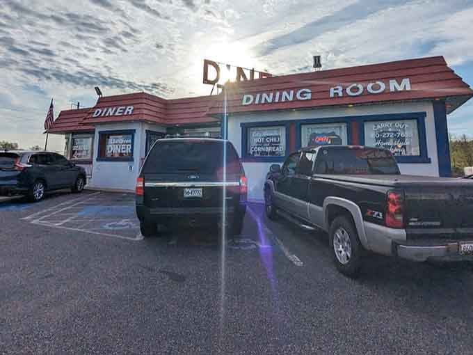 Ample parking spaces mean you won't circle the lot like a hungry vulture before getting your breakfast fix.