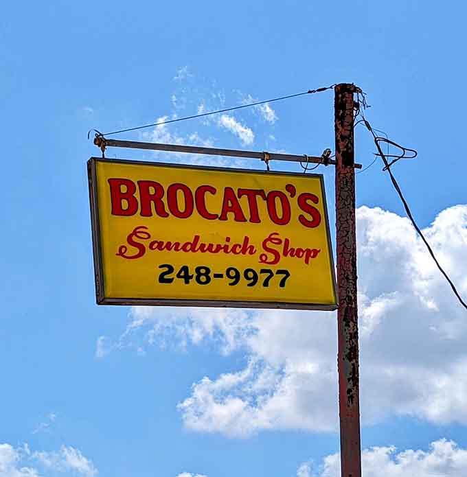 This vintage sign has been guiding hungry folks to sandwich satisfaction for generations now.