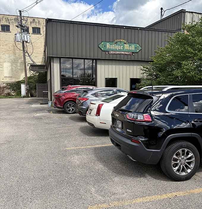 A packed parking lot proves treasure hunters know exactly where to find the good stuff in Wisconsin.