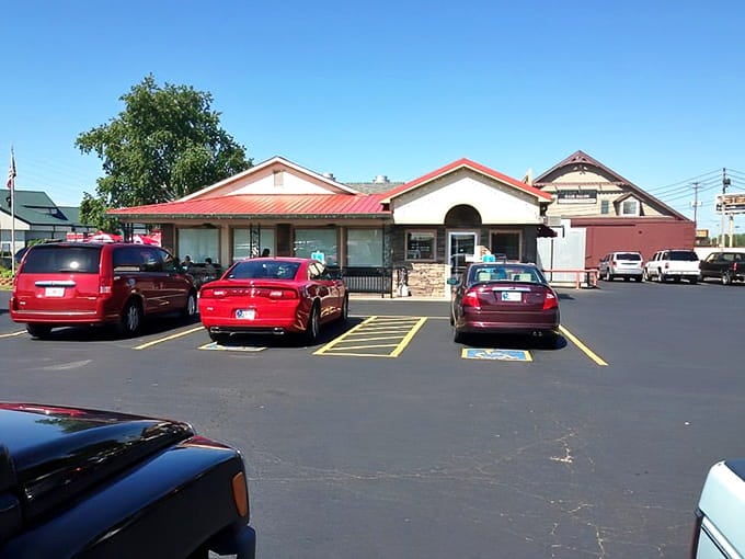 A full parking lot at breakfast time is always the most reliable sign you've found the right place.