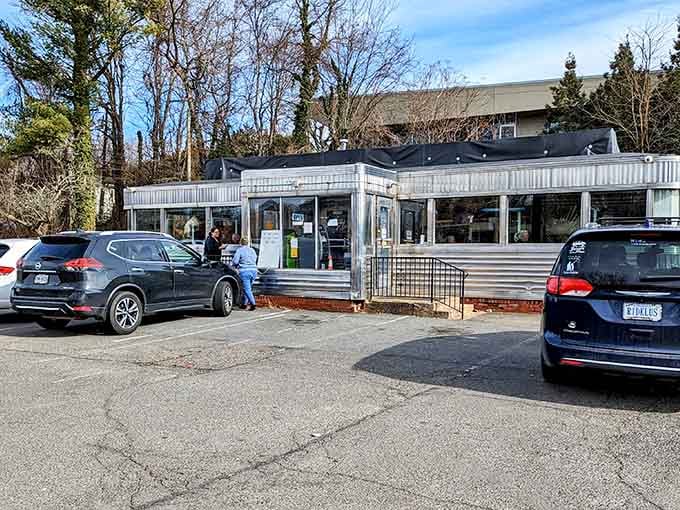 The parking lot stays busy because word spreads fast when a place serves breakfast this good consistently.