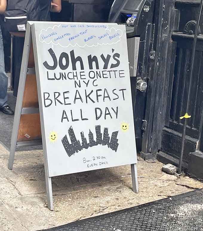 That vintage signage calling out to anyone within eyeshot who appreciates a proper American breakfast experience.