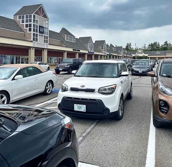 The parking lot tells the true story&mdash;New Hampshirites and savvy neighbors from Massachusetts know where the real deals live.