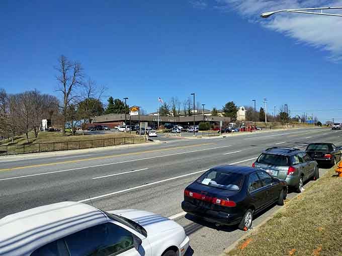 Conveniently located and easy to spot: your GPS won't lead you on a wild goose chase.