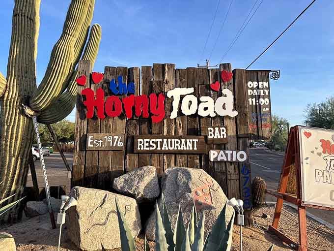 The sign out front has been welcoming hungry travelers since 1976, and it's still doing its job perfectly.