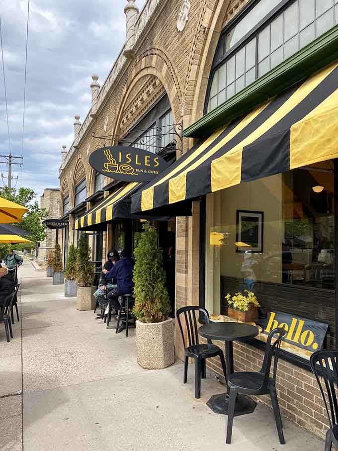 The welcoming storefront says "hello" before you even walk in—like that friend who always has fresh cookies when you visit.