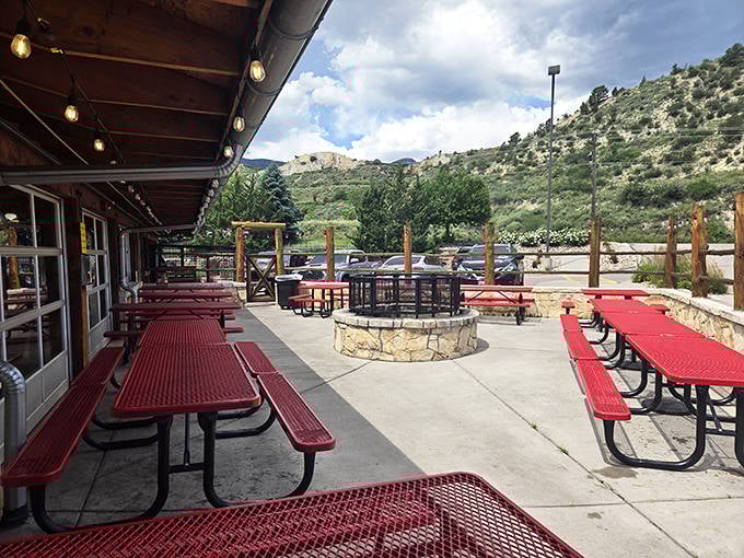 Outdoor seating with mountain views &ndash; because great barbecue deserves a backdrop worthy of its majesty.