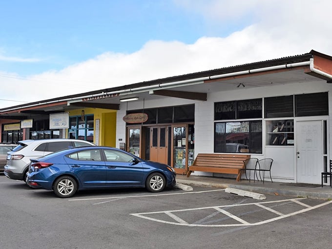 The unassuming exterior hides breakfast greatness within, like finding a pearl in an oyster or the perfect wave on an otherwise ordinary beach day.