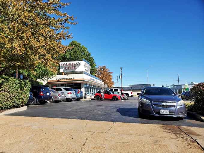 A packed parking lot is the universal sign language for "The food here is worth whatever wait you might encounter."