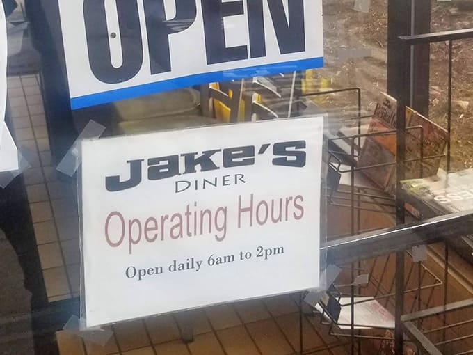 Open daily from 6am to 2pm, because breakfast people are early people and Jake's respects that dedication.