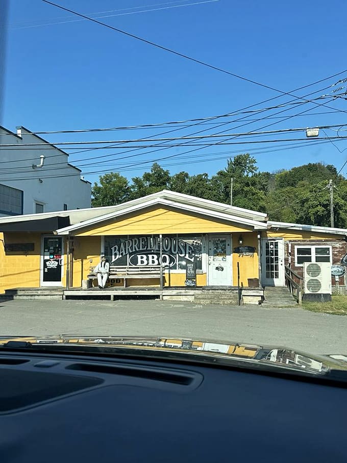 Approaching barbecue paradise &ndash; that moment when you spot the yellow building and your stomach realizes it's about to have a very good day.