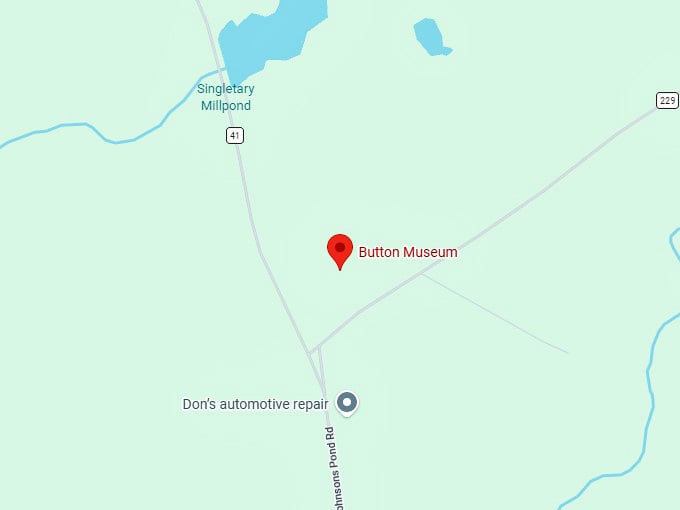 button museum map