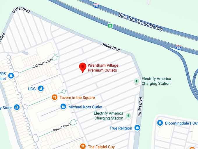 wrentham village premium outlets map