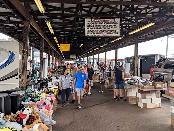 Look at those covered pavilions stretching into the distance, packed with treasures waiting to be discovered by eager shoppers.