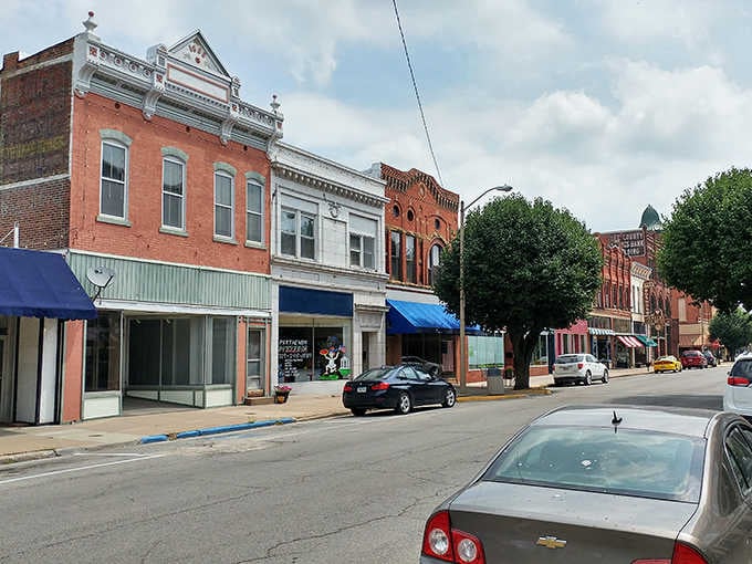 Historic charm meets small-town affordability on Fort Madison's Main Street, where brick buildings tell stories without emptying your wallet.