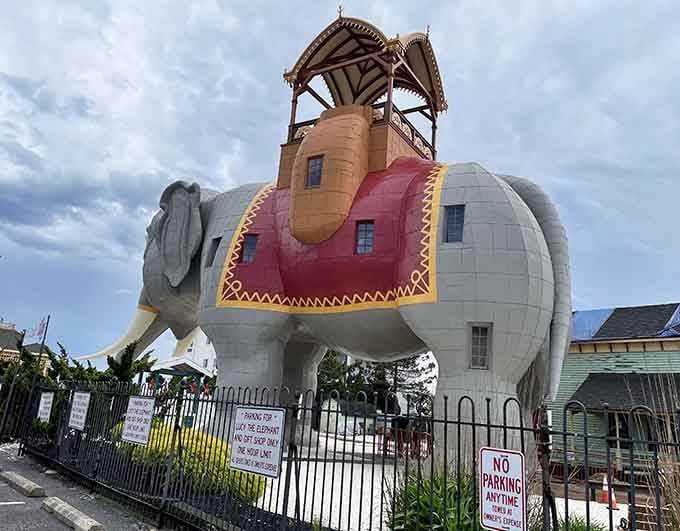 Lucy stands six stories tall wearing her decorative blanket, proving that architectural whimsy has always belonged at the shore.