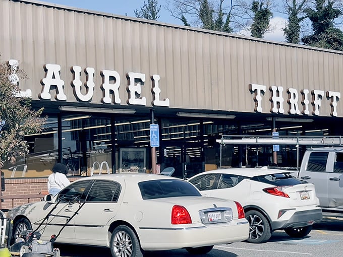 Those bold white letters practically shout "treasure inside!" while the packed parking lot confirms everyone's in on the secret.