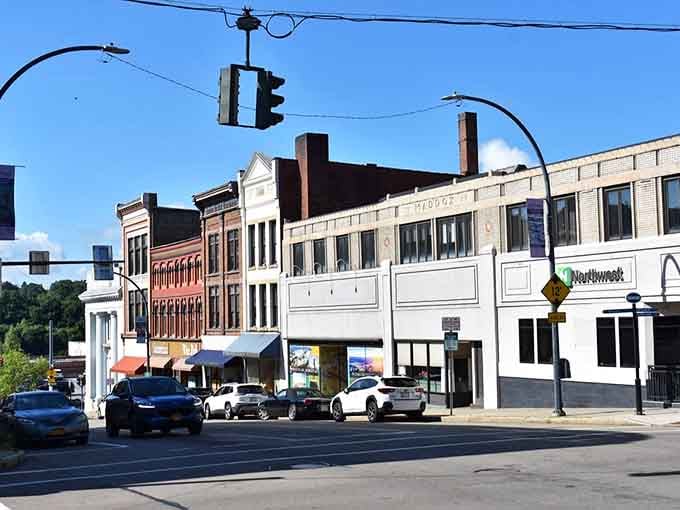Classic architecture meets everyday life on these tree-lined streets where history and affordability shake hands every morning.