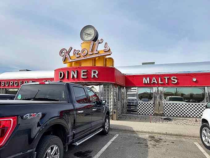 That vintage Kroll's sign towers above like a beacon calling you home to burgers and malts.