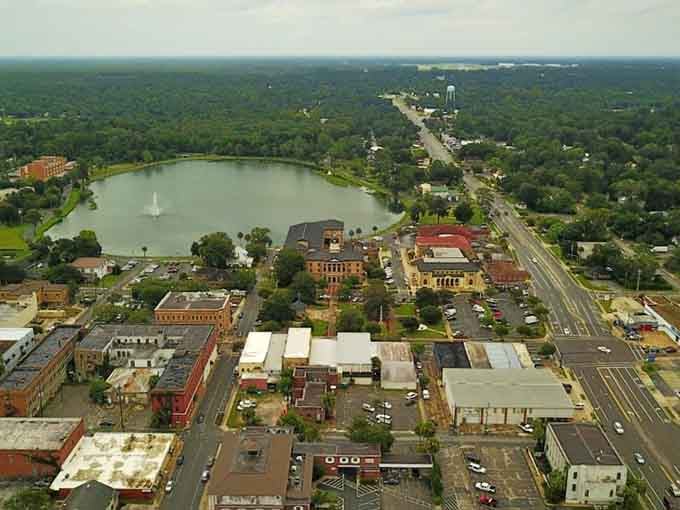 From above, the town reveals its secret: lakes, trees, and a downtown that hasn't forgotten its roots.