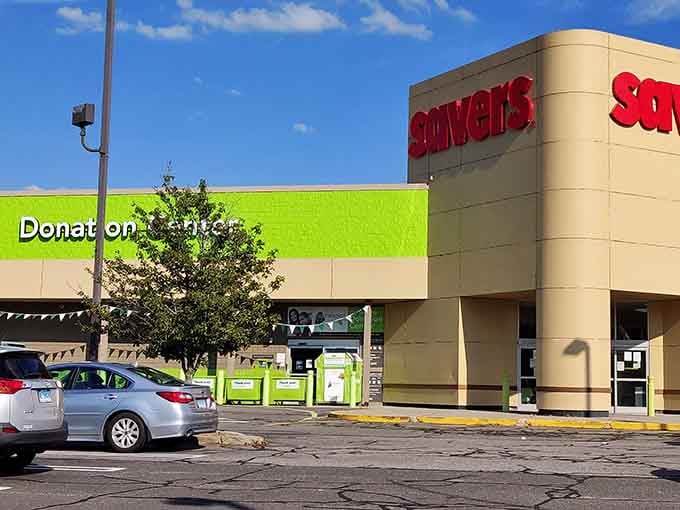 That brilliant blue sky frames the bold red Savers sign like nature's way of saying "shop here today!"