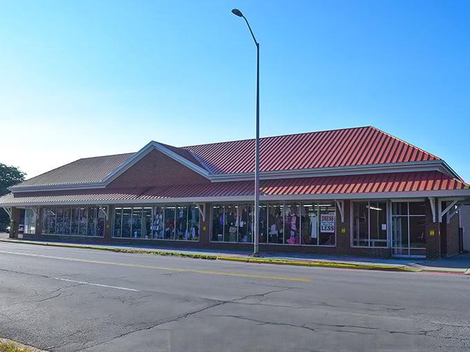 Look at those massive windows showcasing treasures&mdash;this sprawling building promises hours of happy hunting inside.