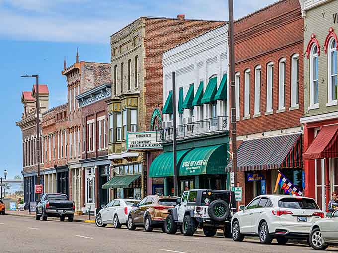 Historic buildings housing modern businesses create the perfect blend of yesterday's elegance and today's convenience downtown.