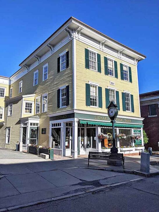 The Gorgeous Historic Town In New Hampshire That’s Straight Out Of A ...