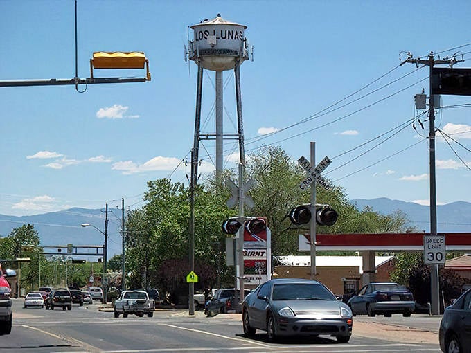 Main Street simplicity with mountains on the horizon&mdash;Los Lunas offers that perfect small-town vibe where the pace slows just enough to notice life's details.
