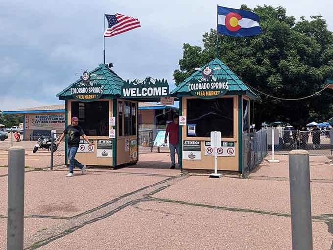 Those welcoming green roofs and flying flags signal you've arrived at Colorado's premier weekend destination for deal seekers.