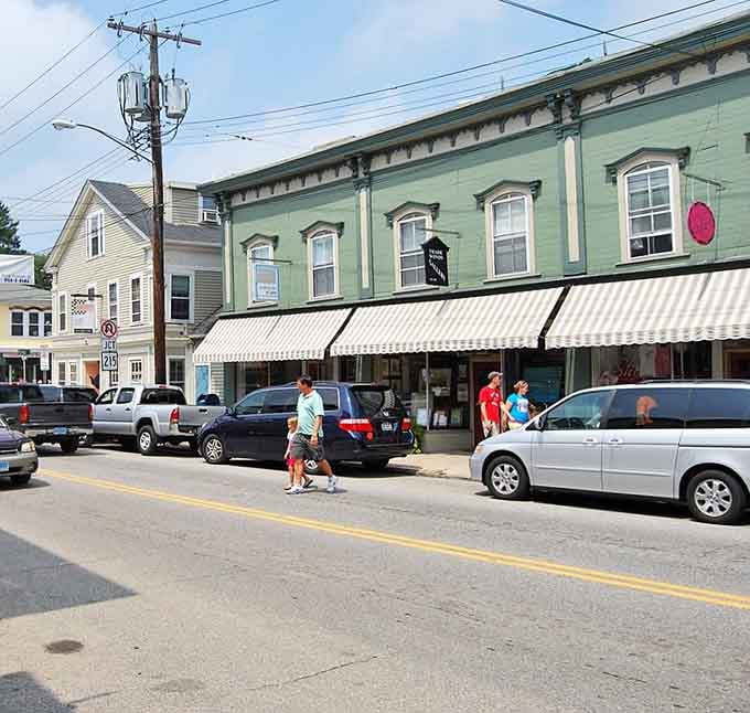 Colorful buildings line up like a New England rainbow, each one more photogenic than the last.