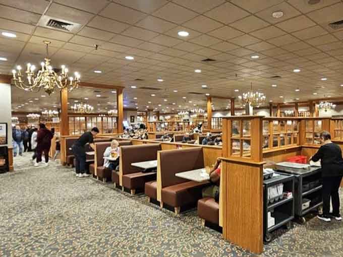 Those chandeliers and endless rows of booths create a dining room that feels both fancy and wonderfully unpretentious at once.