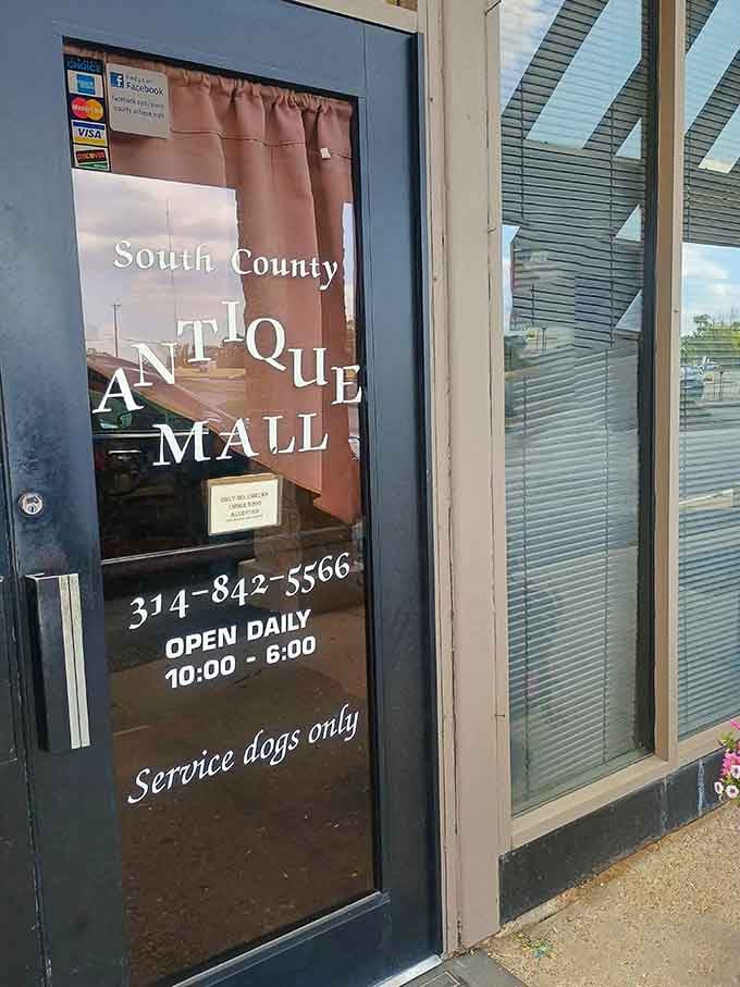 The entrance beckons with promises of vintage discoveries waiting just beyond those doors.