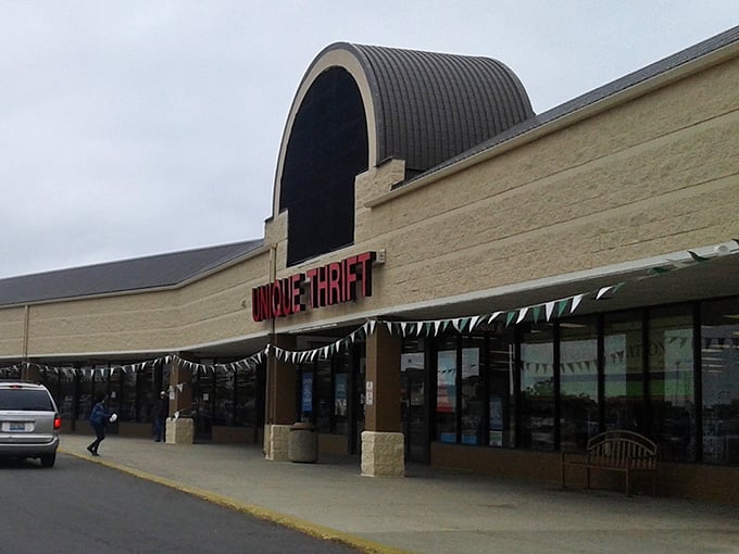 Rain or shine, this architectural wonder with its barrel-vaulted roof has sheltered generations of thrifters seeking their next great find.