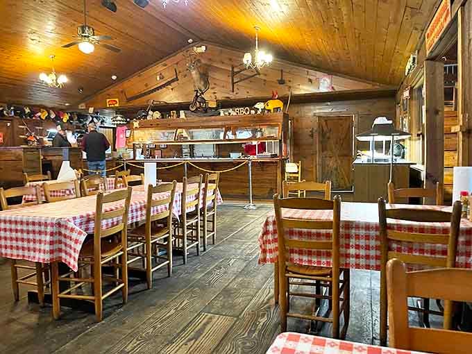 Step inside to a world where calories don't count. Red-checkered tablecloths, wooden beams, and country charm create the perfect backdrop for serious eating.