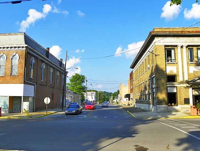 Wide streets and well-preserved architecture make downtown Russellville feel like a movie set where you're the star of your own retirement adventure.