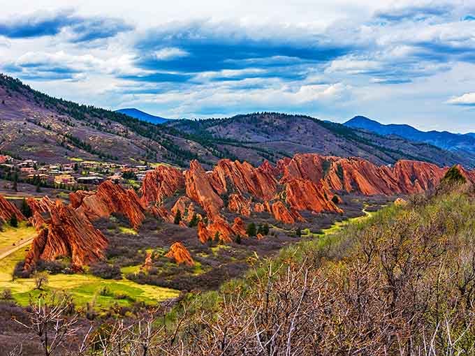 These dramatic red rock formations aren't just showing off&mdash;they're the result of 300 million years of Earth saying "Watch what I can do!"