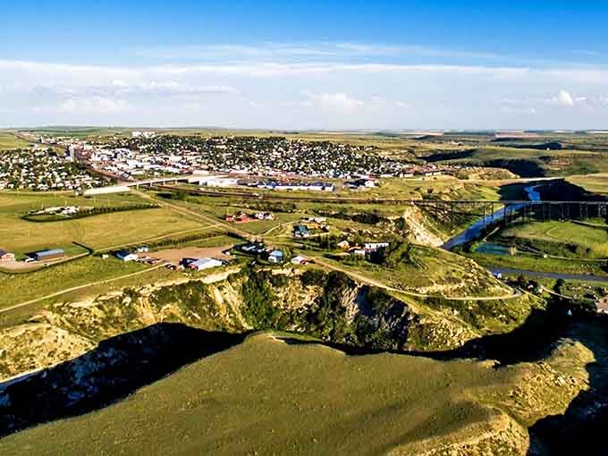 Cut Bank's dramatic landscape unfolds like nature's IMAX theater&mdash;plains meeting mountains in a spectacular panorama.