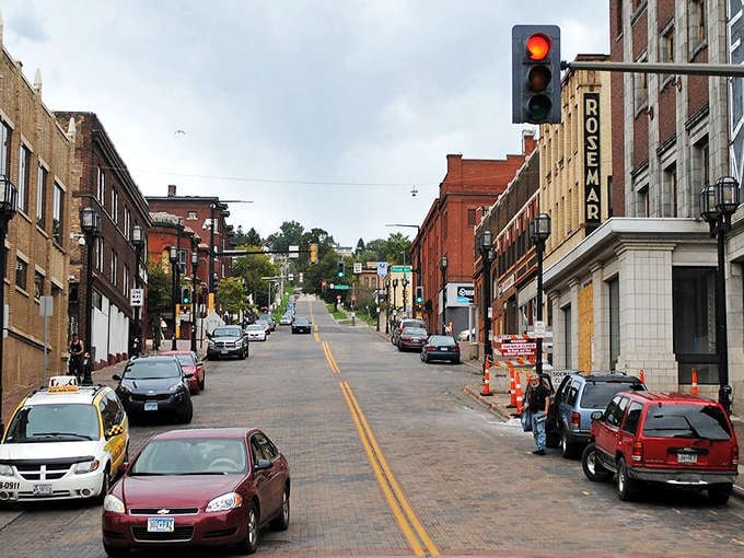 Downtown Duluth's brick-paved streets whisper stories of the past, where historic buildings stand shoulder to shoulder like old friends catching up after a long winter.