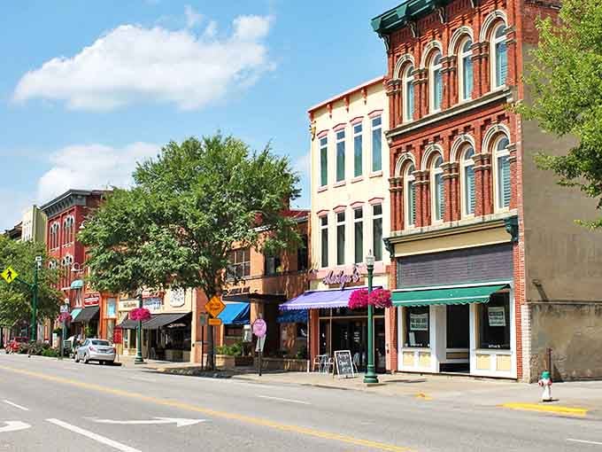 Marietta's brick-lined streets tell stories of river commerce and early settlers, a living museum without the velvet ropes.