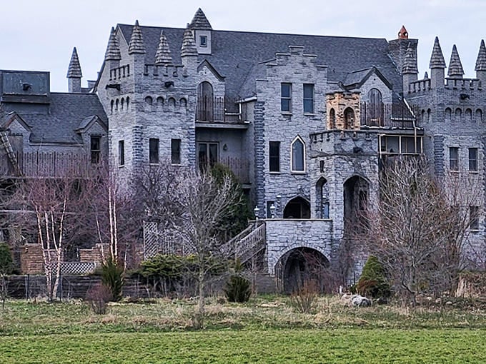 RavenStone Castle's stone walls and tall turrets look like they were plucked from a medieval storybook. Knights not included!