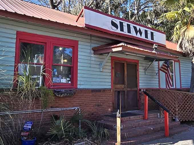 This unassuming roadside spot serves up Lowcountry seafood that'll make you pull over immediately.