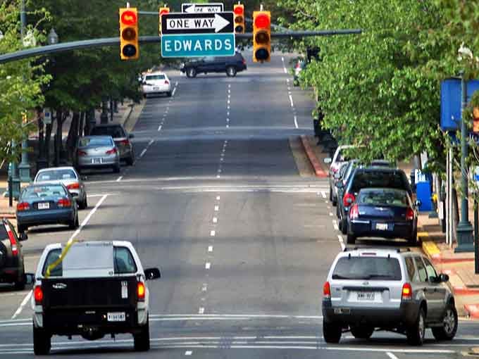 Edwards Avenue stretches like a welcoming handshake through this friendly Louisiana neighborhood.