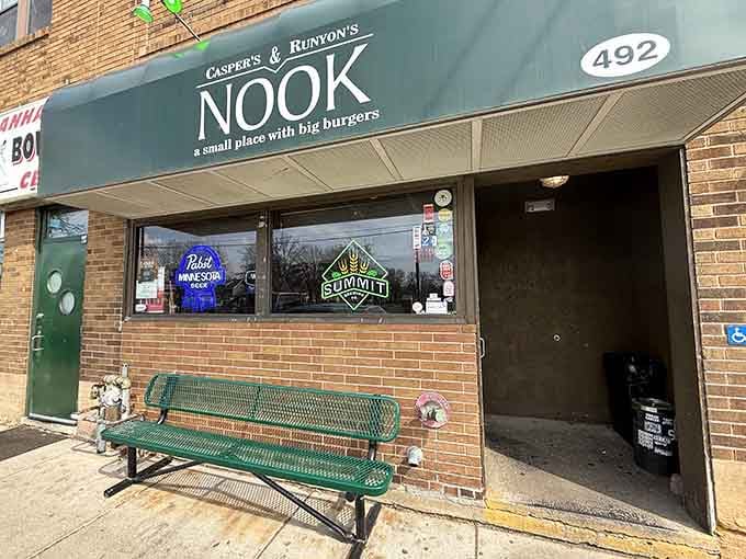 "A small place with big burgers" isn't just clever marketing&mdash;it's an honest promise you can taste.