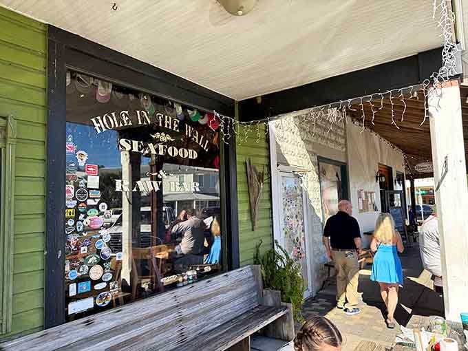 Window shopping takes on new meaning at this charming seafood shack where oysters are the pearls of the menu.