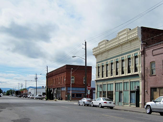 Those ornate facades and cream-colored buildings showcase the craftsmanship of a bygone era beautifully preserved.